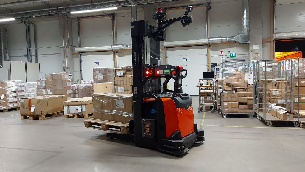 Hub logistics hankki AGV-automaattitrukin - Osto&Logistiikka